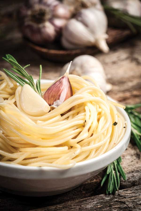 Garlic Pasta Recipe - Mother Earth Living